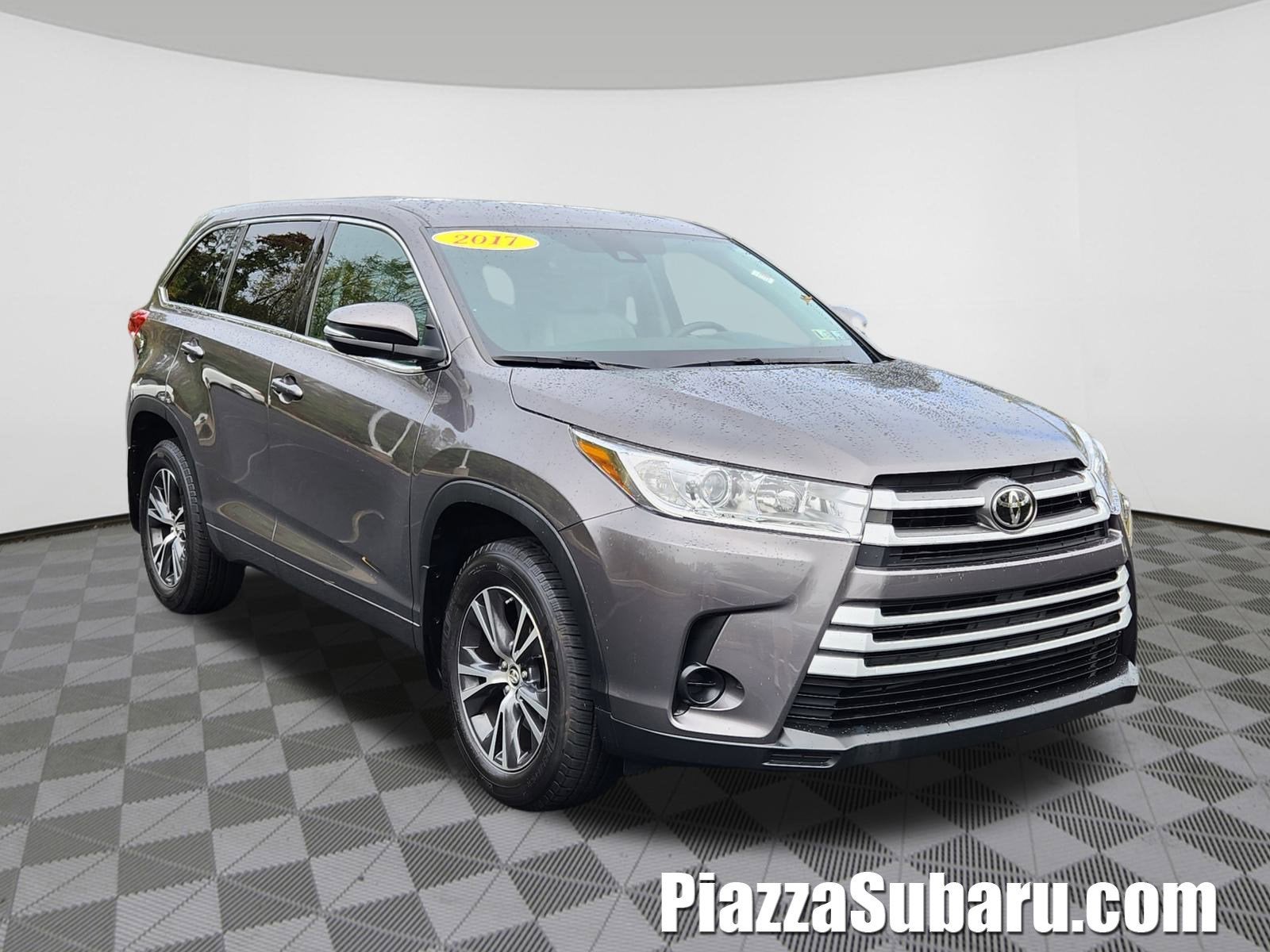 2017 Toyota Highlander LE Devon PA | Maserati of The Main Line ...